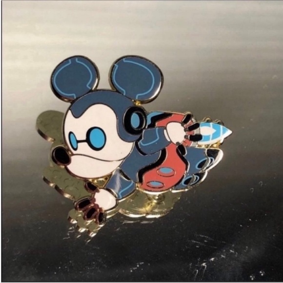 Disney | Accessories | Disney Pins Robot Mickey And Minnie Mouse | Poshmark